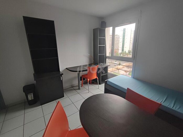 Appartement à louer - Toulon, Saint-Jean du Var - 1 pièce