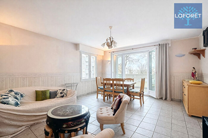 Appartement à vendre - Montigny-le-Bretonneux, Le Plan de Troux - 3 pièces - 1 chambre