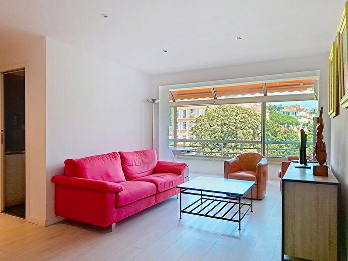 Appartement 1 pièce à vendre - Cannes, Californie Pezou