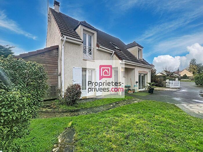 Maison à vendre - Le Perray-en-Yvelines - 9 pièces - 5 chambres