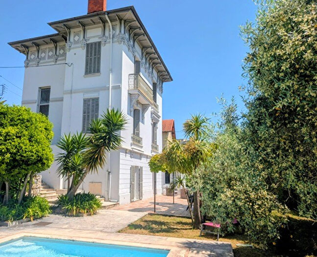 Vence, Saint-Martin, Lubiane, Le Suve : Maison 7 pièces à vendre