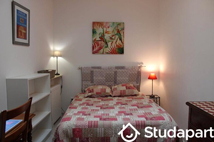 Appartement à louer - Nansouty, Saint Genès, Bordeaux - 1 pièce - 2 chambres