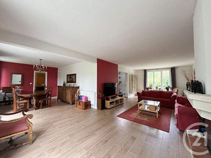 Maison 7 pièces à vendre à Maurepas, Le Village