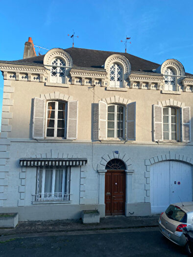 Maison à vendre - Argenton-sur-Creuse - 7 pièces - 4 chambres