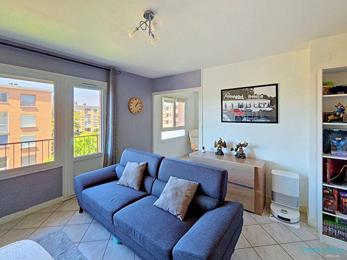 Appartement 3 pièces à vendre - Chalon-sur-Saône, Les Aubépins