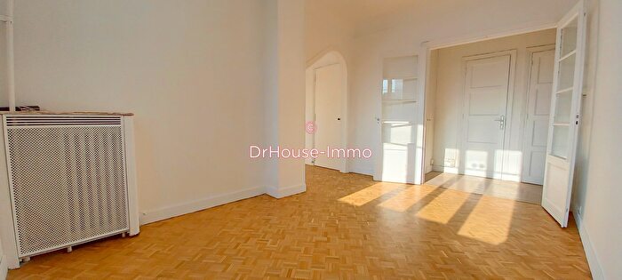 Appartement 3 pièces à vendre - Paris 19ème, Secrétan, Jaurès