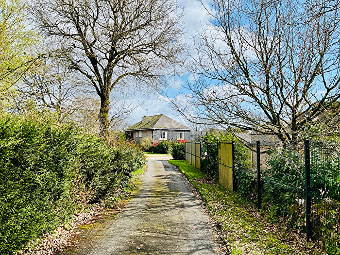 Maison à vendre - Orvault, Bourg, Secteur rural - 5 pièces - 4 chambres