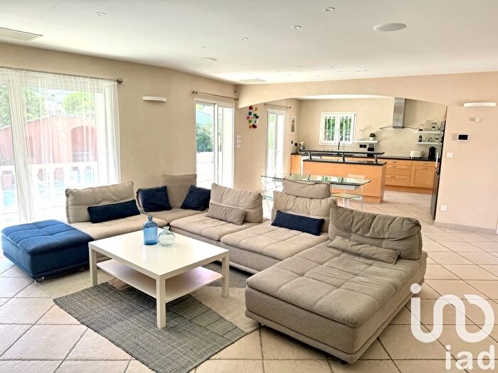 Maison à vendre - Cuers - 7 pièces - 4 chambres