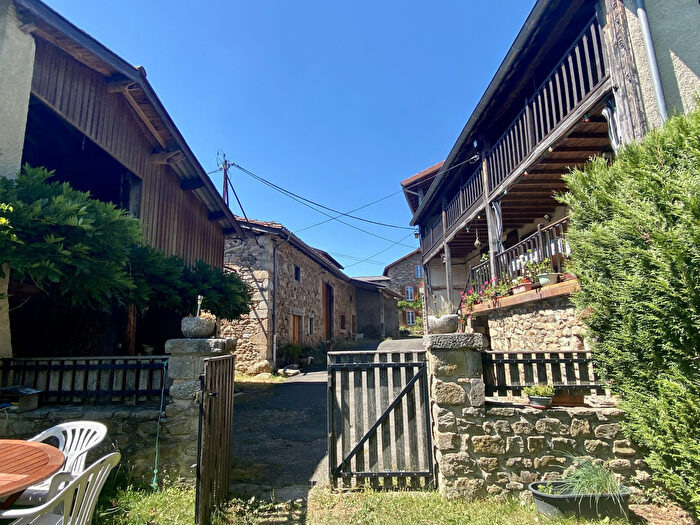 Maison à vendre - Augerolles - 4 pièces - 3 chambres