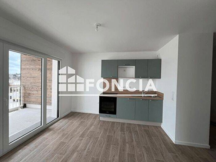 Appartement 3 pièces à Le Bourny, Laval, à louer