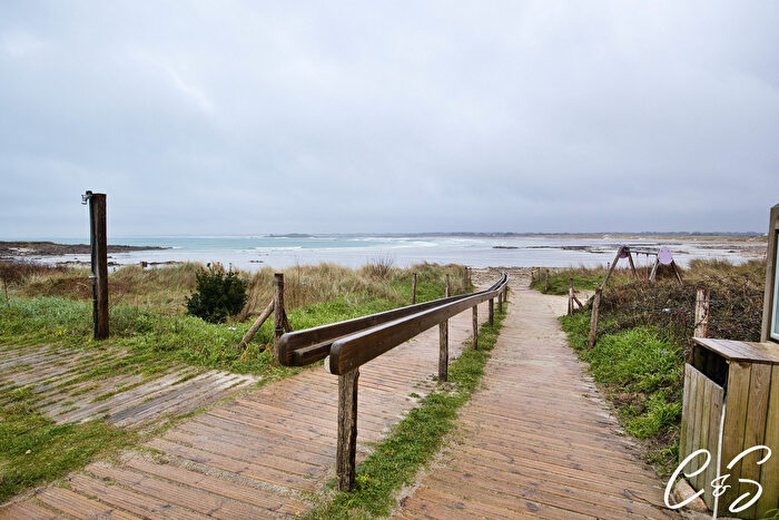 Maison à vendre - Penmarch - 5 pièces - 4 chambres