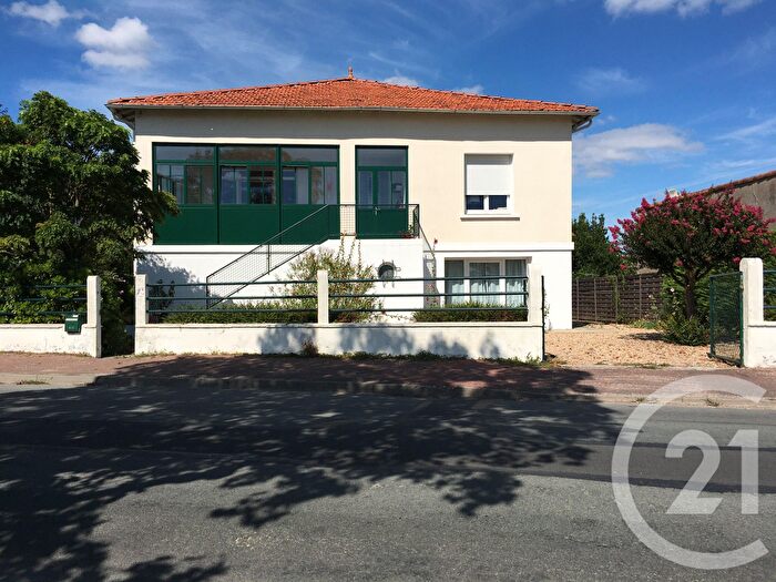 Maison 7 pièces à Saujon, à vendre