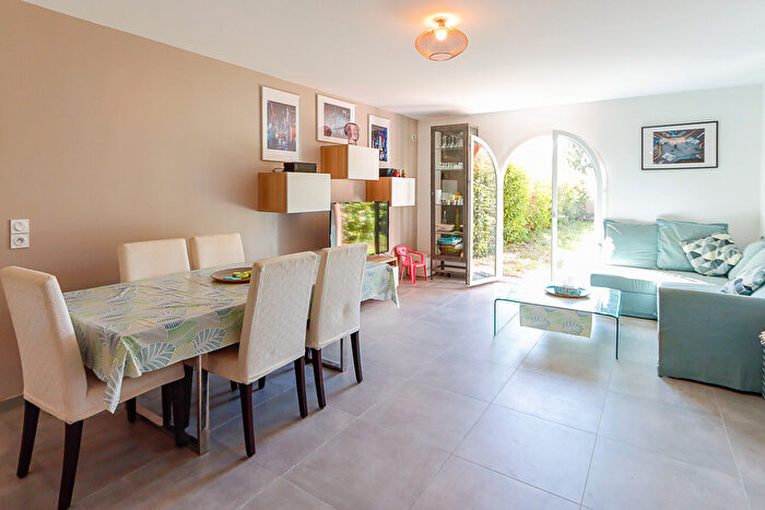 Appartement à vendre - Grimaud - 3 pièces - 2 chambres