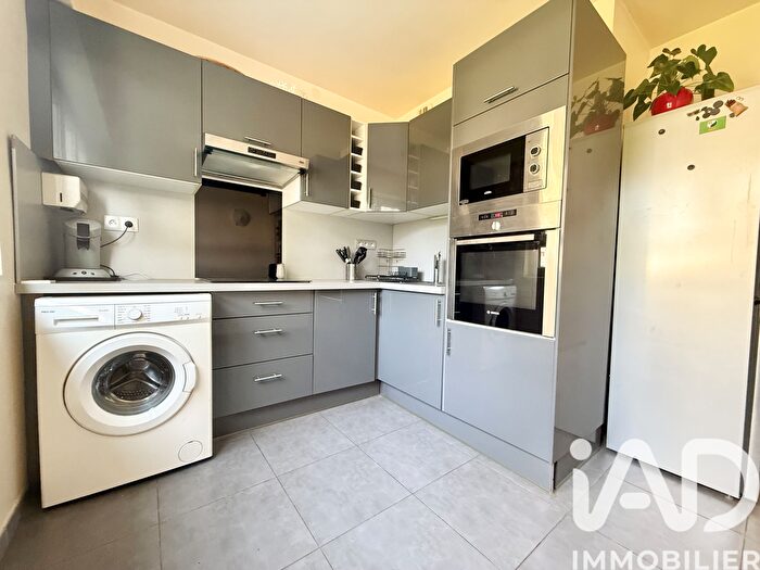 Appartement à vendre - Chilly-Mazarin, Gravigny - 3 pièces - 2 chambres