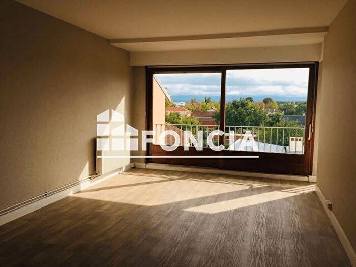 Appartement à louer - Gespe-Courteboule, Tarbes - 4 pièces - 3 chambres