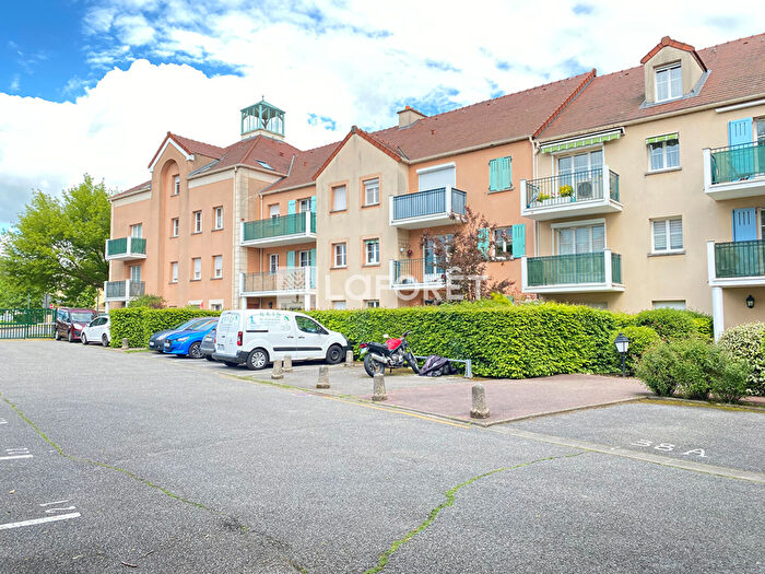 Plaisir, Centre-ville, Château : Appartement 3 pièces à vendre