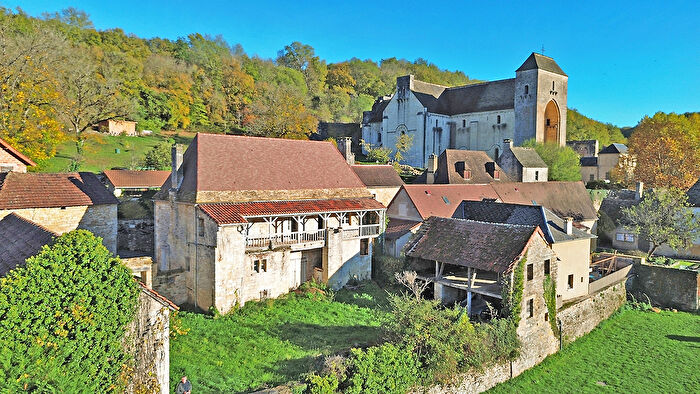 Maison à vendre - Saint-Amand-de-Coly - 6 pièces