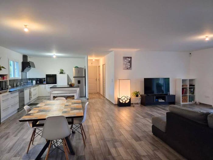 Maison 4 pièces à louer - Joyeuse