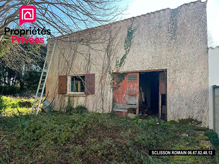 Maison 2 pièces à vendre - Saint-Genis-de-Saintonge