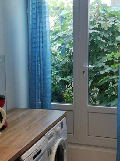 Appartement à louer - Colline des Pères-Tardy, Saint-Étienne - 2 pièces - 1 chambre