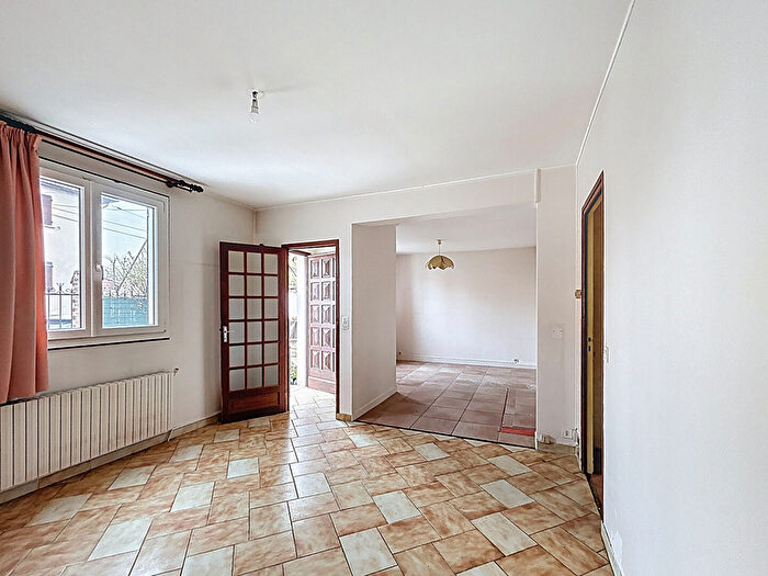 Saint-Maur-des-Fossés, La Pie : Appartement 3 pièces à vendre