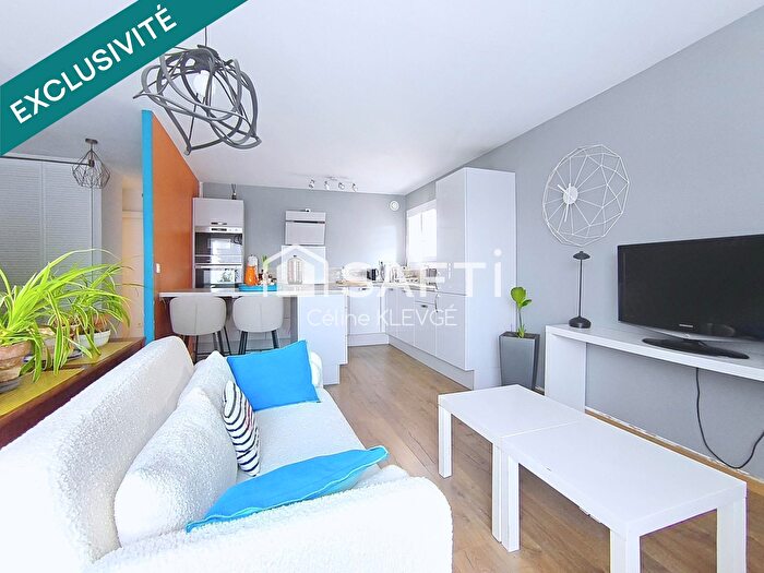 Appartement à vendre - Béziers, Champ de Mars - 3 pièces - 1 chambre