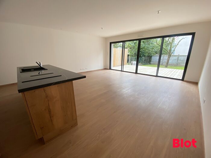 Maison à louer - Quartiers Ouest, Moulin du Comte - 5 pièces - 4 chambres