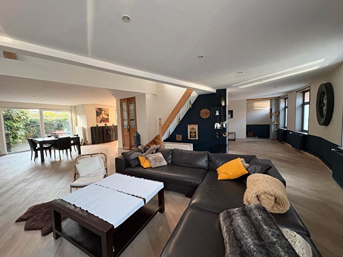 Maison à vendre - Wasquehal - 7 pièces - 4 chambres