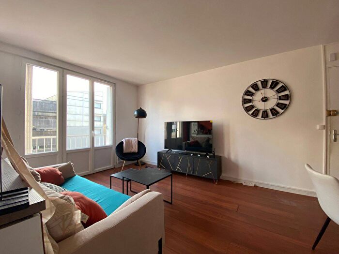 Appartement 4 pièces à Chartrons, Bordeaux, à louer