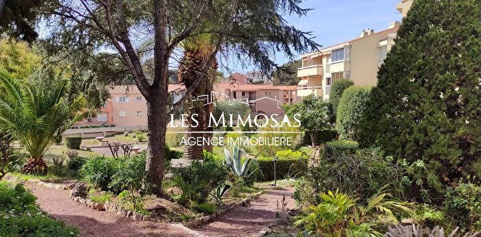 Appartement à vendre - Saint-Raphaël, Dramont - 1 pièce