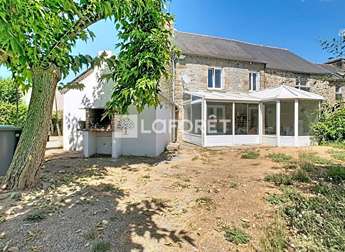 Maison 2 pièces à vendre à Gomené
