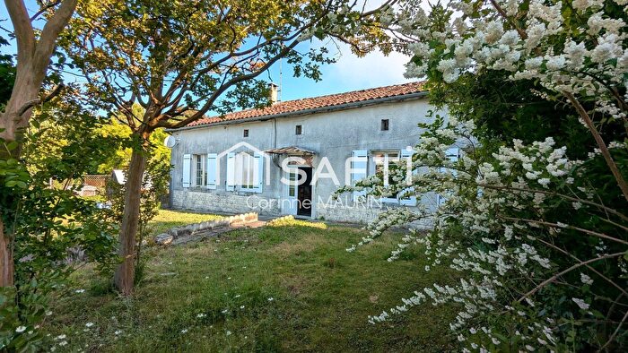 Maison à vendre - Berneuil - 5 pièces - 4 chambres