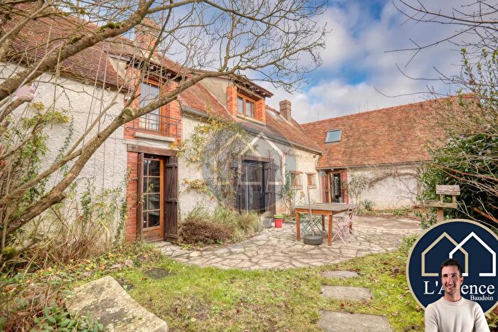 Maison à vendre - Yermenonville - 5 pièces - 4 chambres