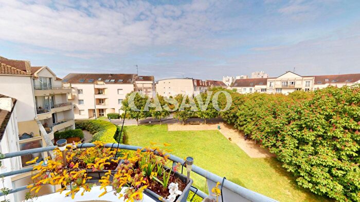 Appartement 3 pièces à vendre à Saint-Ouen-lAumône, Eglise