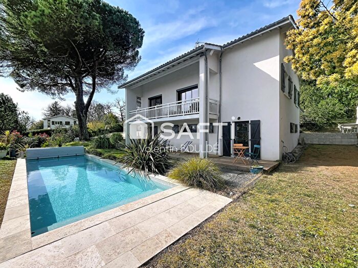 Maison à vendre - Latresne - 7 pièces - 5 chambres