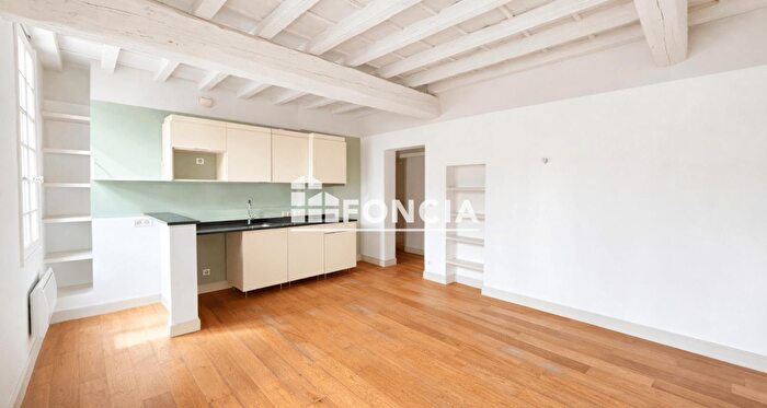 Appartement à vendre - Uzès - 3 pièces - 2 chambres