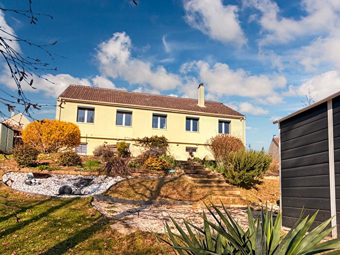 Maison à vendre - Guillerval - 4 pièces - 3 chambres