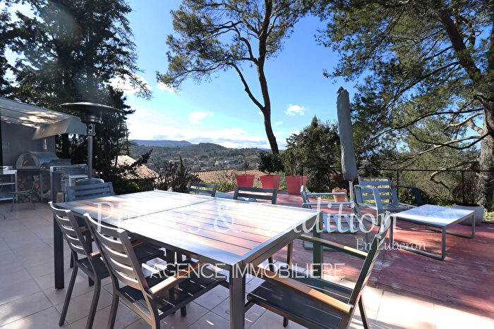 Maison à vendre - Apt - 5 pièces - 3 chambres