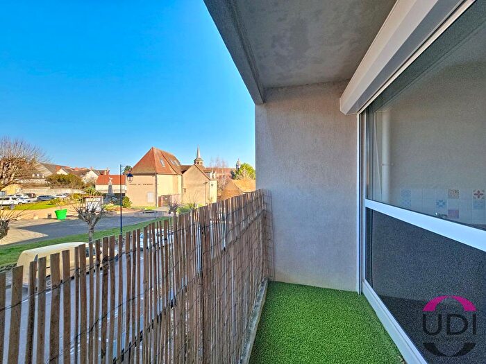 Appartement à vendre - Évaux-les-Bains - 4 pièces - 3 chambres