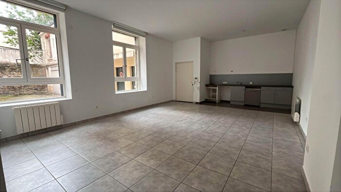 Saint-Étienne : Appartement 2 pièces à louer