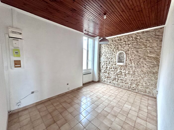 Appartement à louer - Nîmes, Gambetta - 2 pièces - 1 chambre
