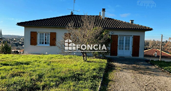 Maison à vendre - La Rochefoucauld - 6 pièces - 3 chambres