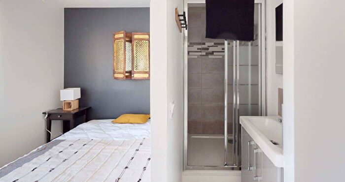 Appartement à louer - Saint Clément-Jardin des Plantes-Grammont, Rouen - 1 pièce