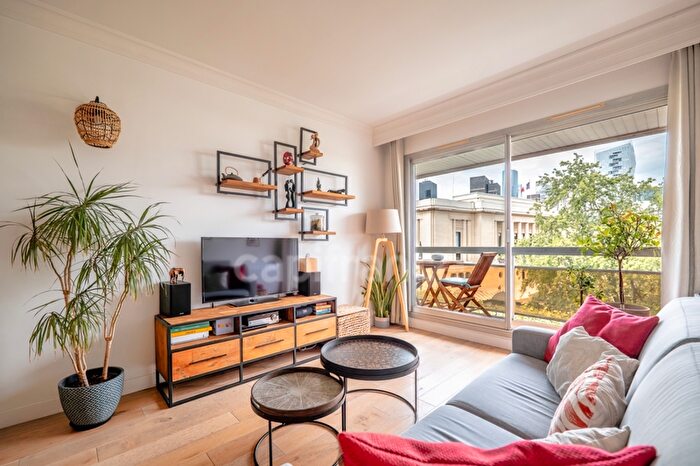 Puteaux, Centre-ville : Appartement 3 pièces à vendre