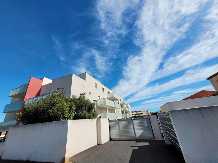 Appartement à louer - Béziers, Crouzette, Montimas, Montimaran - 3 pièces - 2 chambres