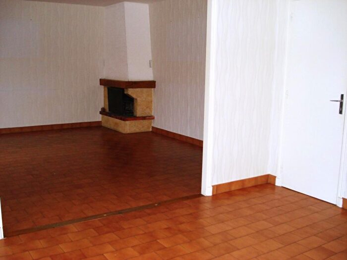 Maison 4 pièces à louer à Issoire, Centre-ville, Barrière