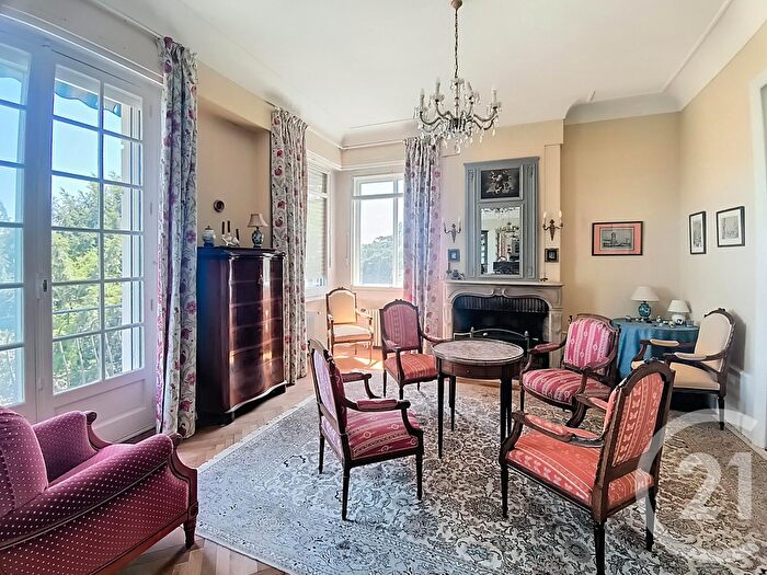 Maison à vendre - Poitiers - 10 pièces - 7 chambres