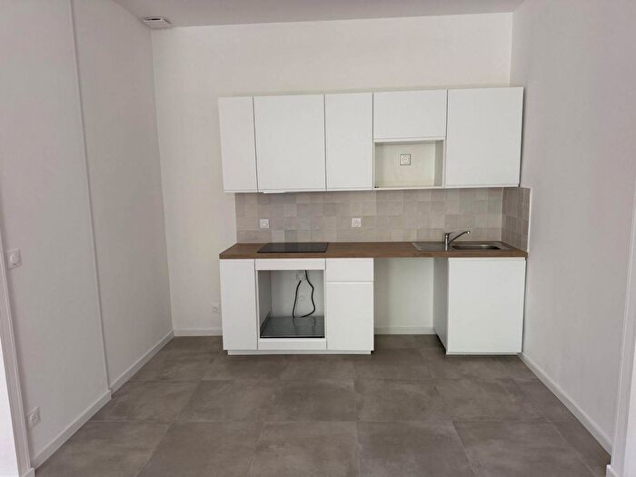 Appartement 4 pièces à Le Camas, Marseille 5ème arrondissement, à louer