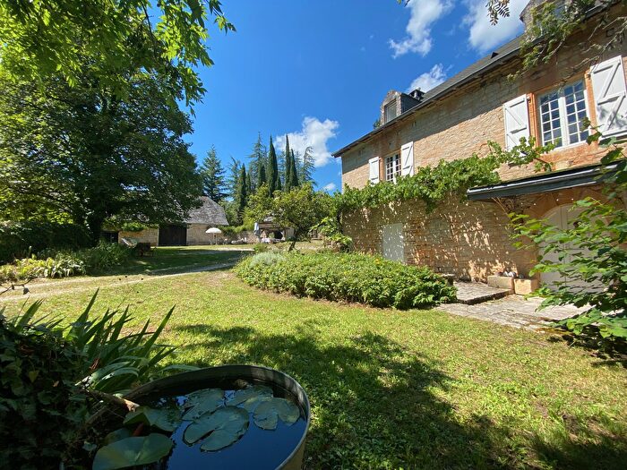Cressensac : Maison 12 pièces à vendre