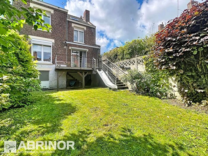 Hellemmes-Lille, Hellemmes Guinguette : Maison 6 pièces à vendre